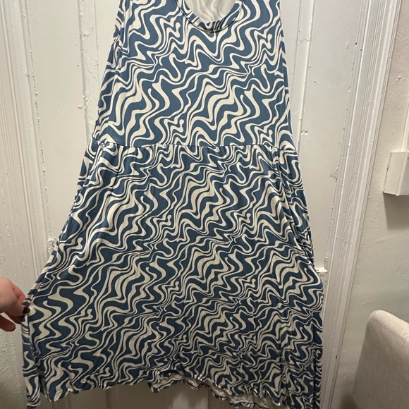 Dresses | Blue And White Swirl Pattern Dress | Poshmark